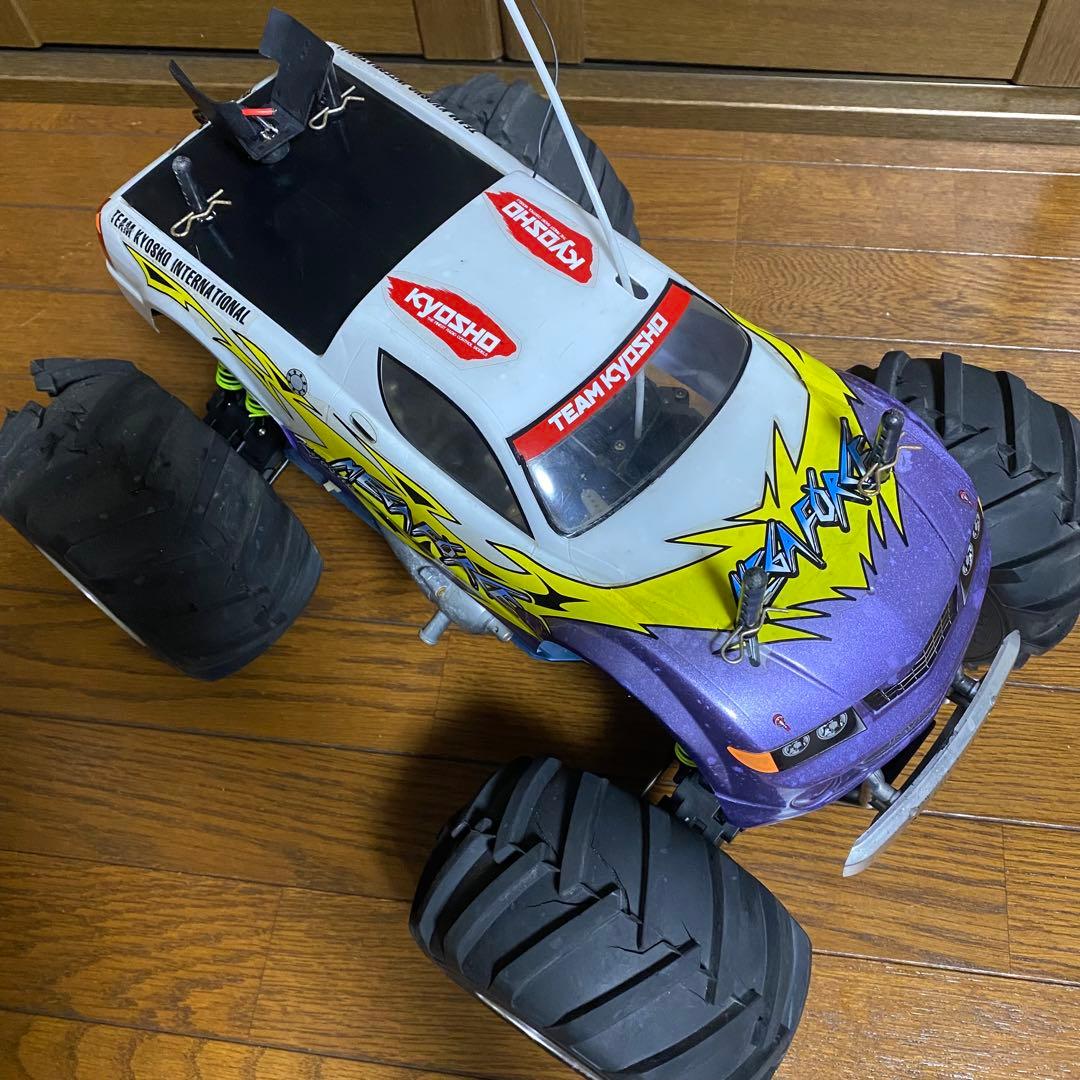 京商 KYOSHO メガフォース エンジンカー