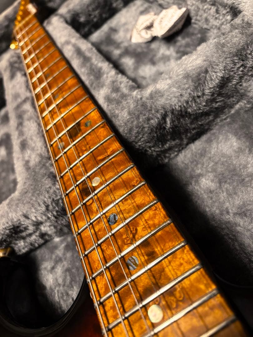 ギター Addictone Custom Guitars HSH