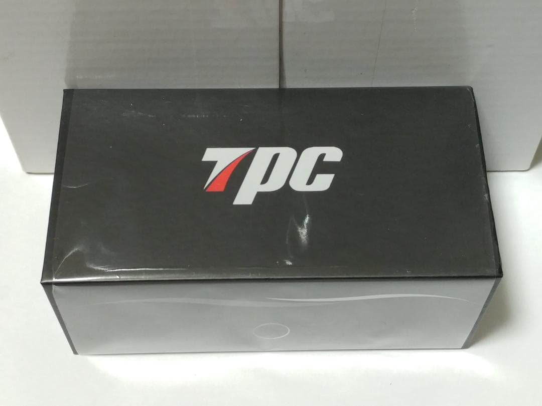 TPC 1/64 ランボルギーニ アヴェンタドール ロードスター 全開閉