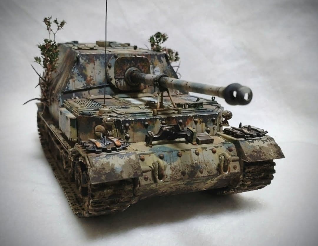 戦車模型の製作代行ページ タミヤ キングタイガー1/35