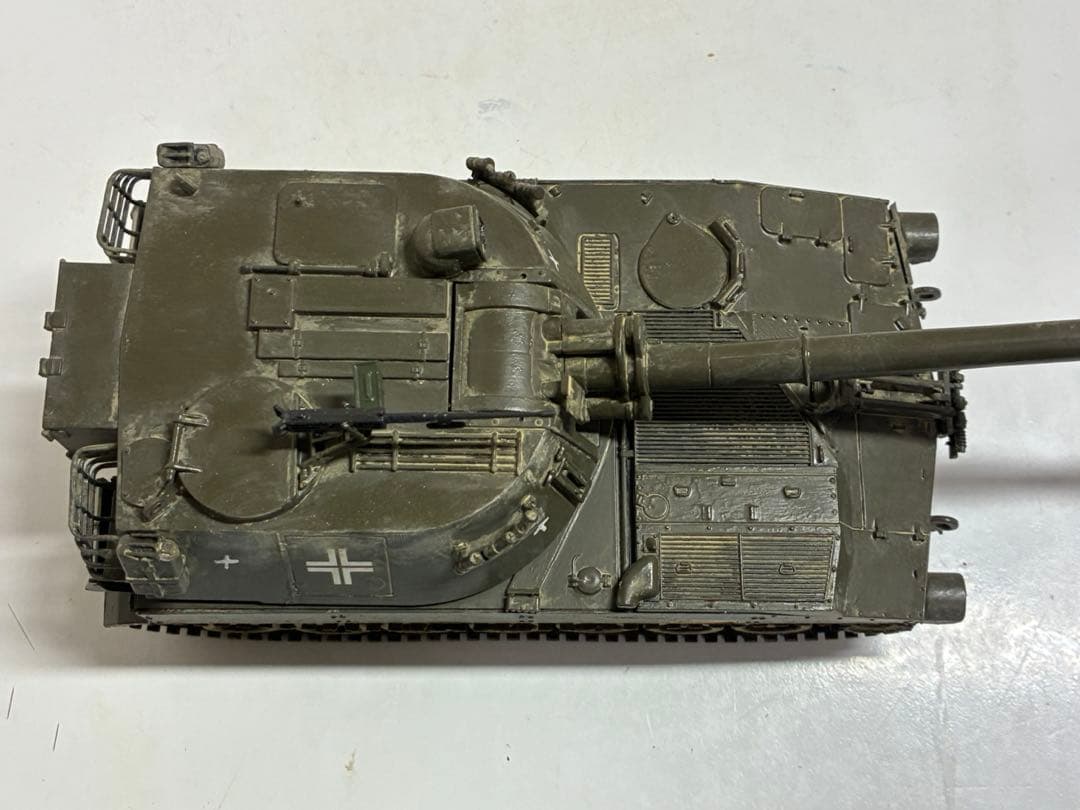 イタレリ　1/35 M109 完成品　戦車　自走砲　模型　プラモデル　