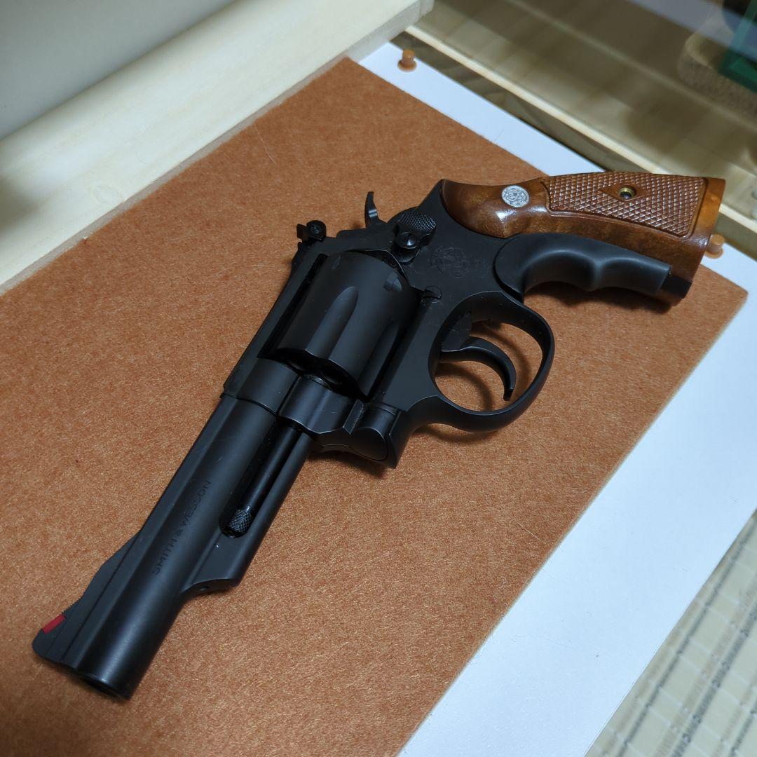 S＆W・M19・4インチ