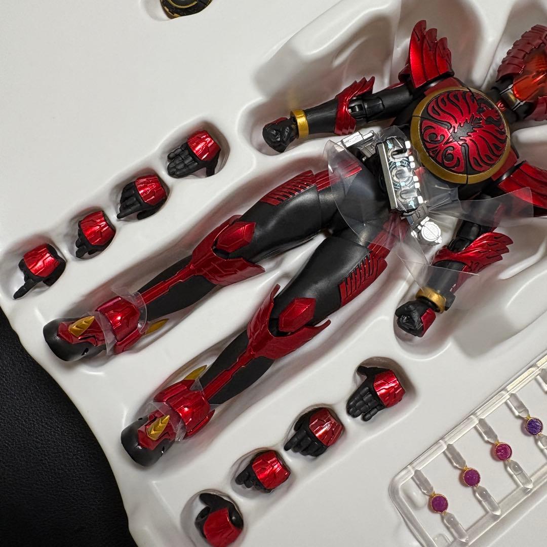 フィギュアーツ 真骨彫 仮面ライダーオーズ タジャドルコンボ(最終回Ver.)