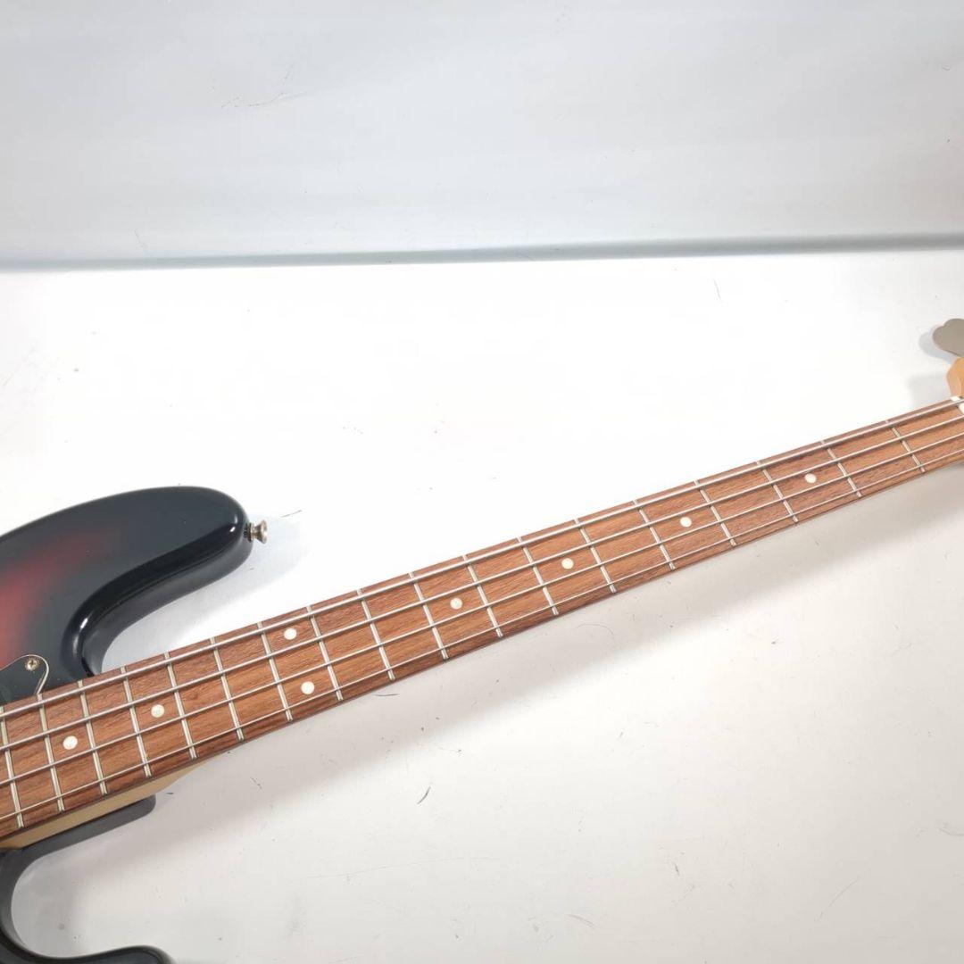 ベース Squier by fender precision bass Standard