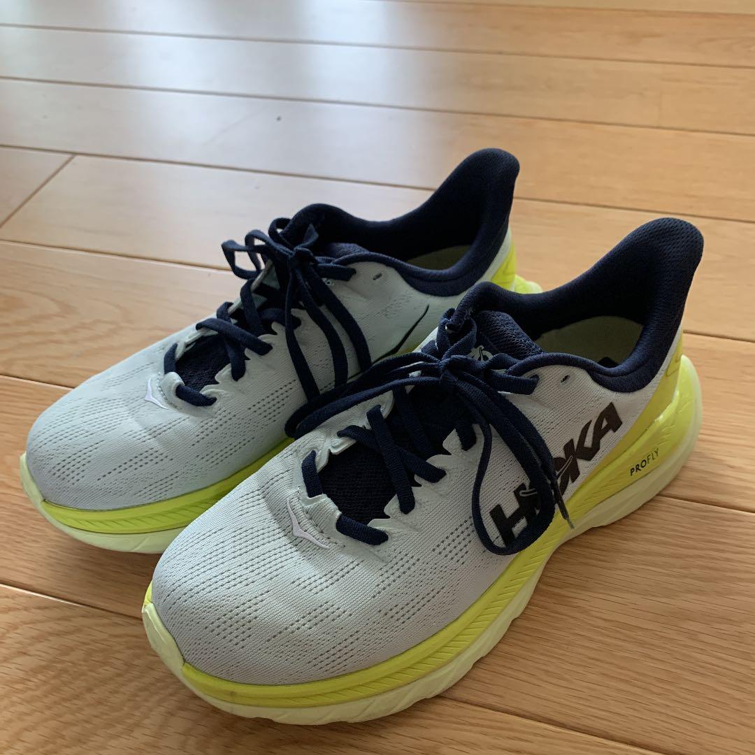 ウォーキング・ランニングウェア HOKA MACH4