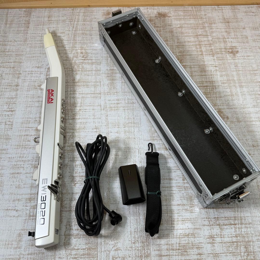 AKAI EWI3020m EWI3020 サウンドモジュール ウインドシンセ
