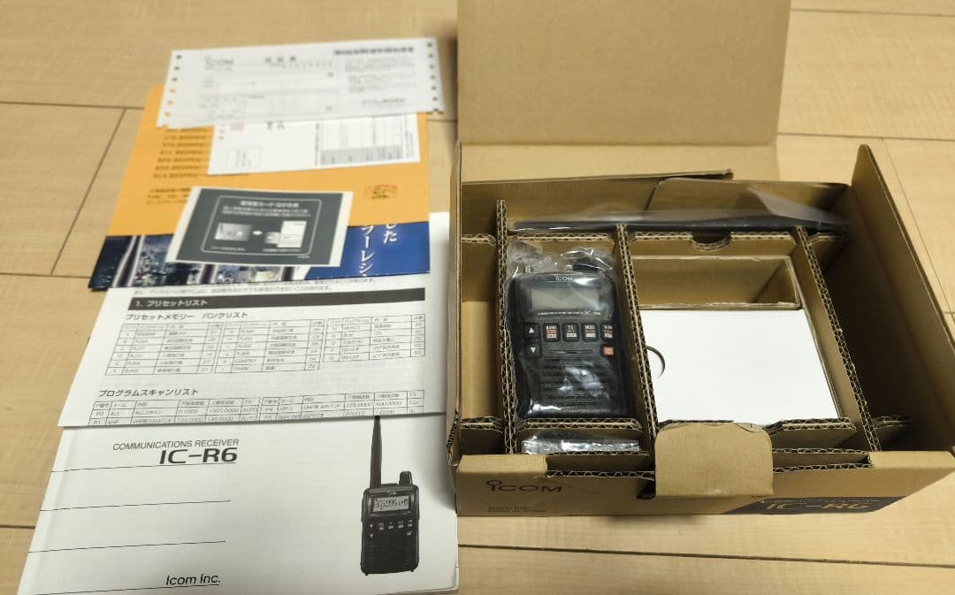 Icom IC-R6 受信改造済み　ハンディレシーバー