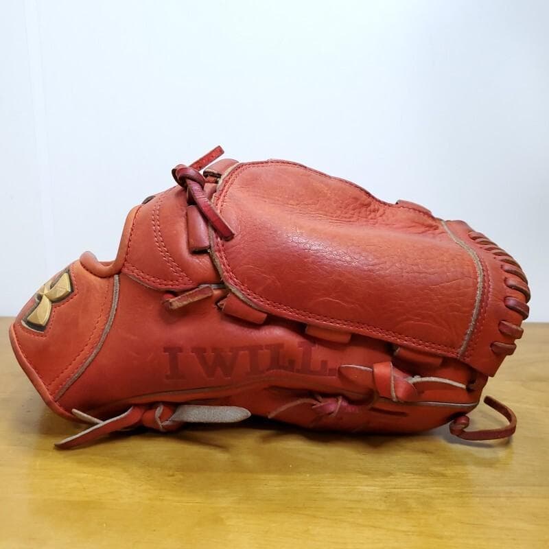 アンダーアーマー 澤村拓一モデル UA Pitcher 投手用 硬式グローブ