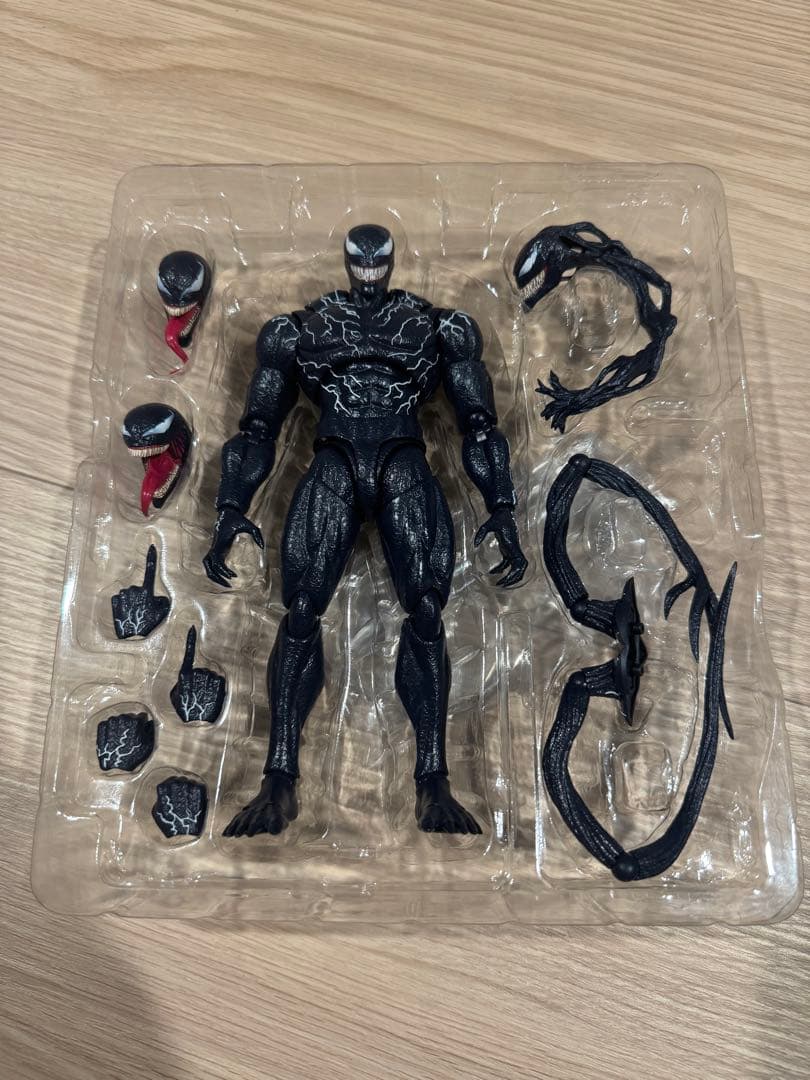 S.H Figuarts VENOM(ヴェノム)CARNAGe(カーネイジ)