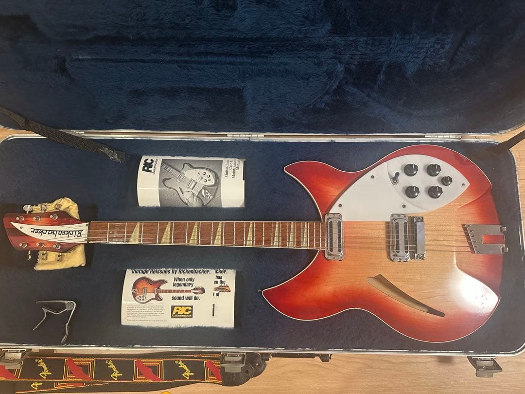 Rickenbacker 360 V64 2000年製