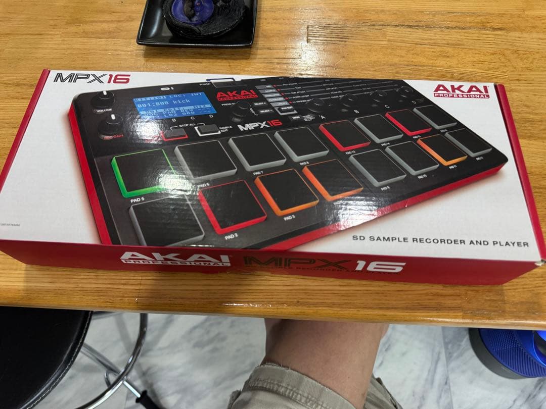 DJ機材 AKAI MPX16