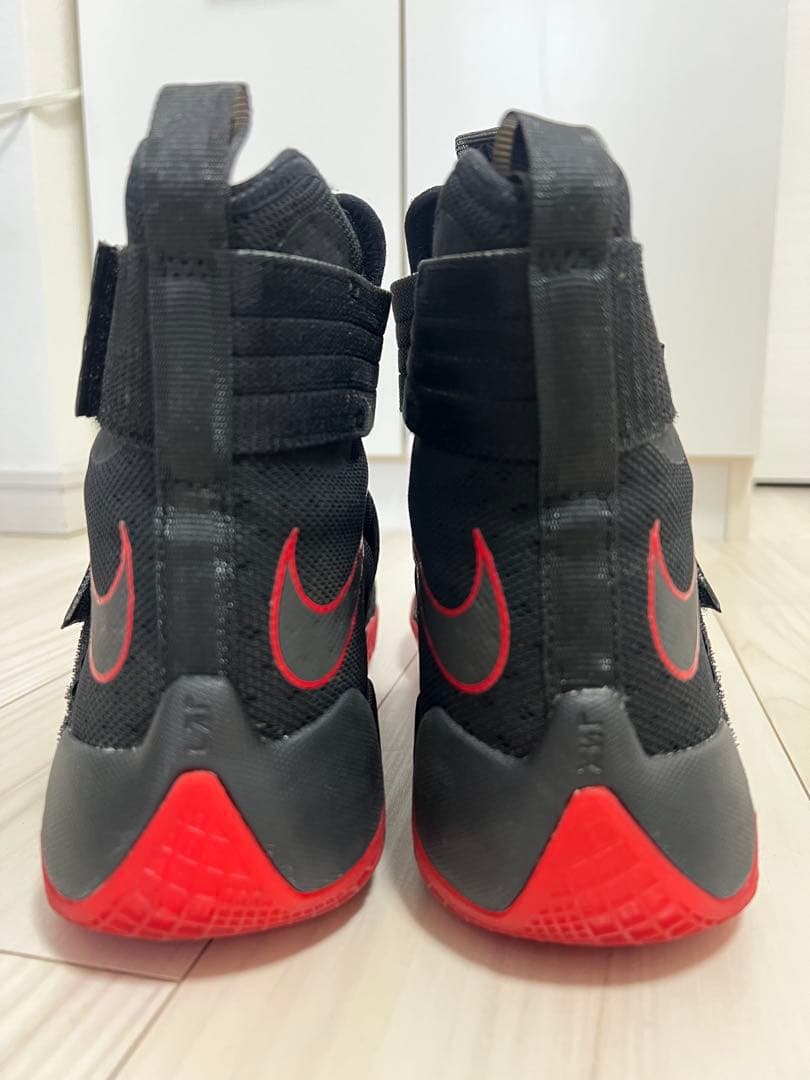LEBRON SOLDIER 10 レブロンソルジャー 極美品