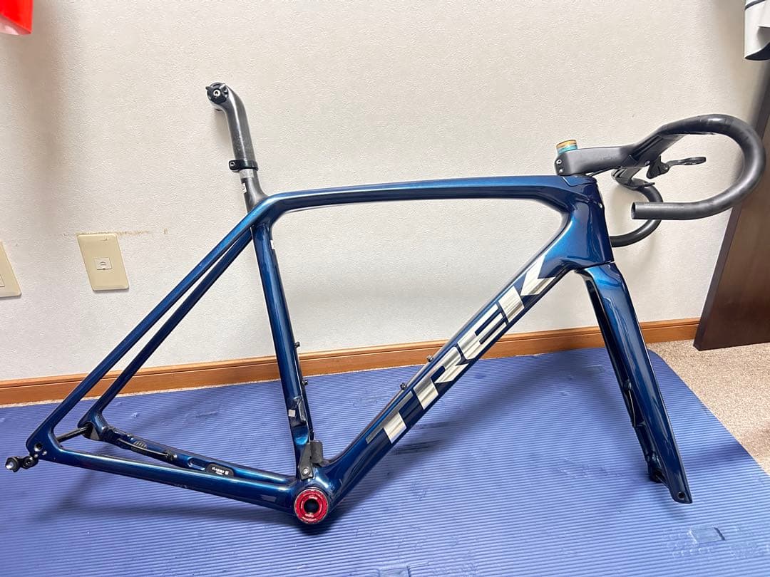 TREK EMONDA SL7 フレームセット ※ハンドル抜き