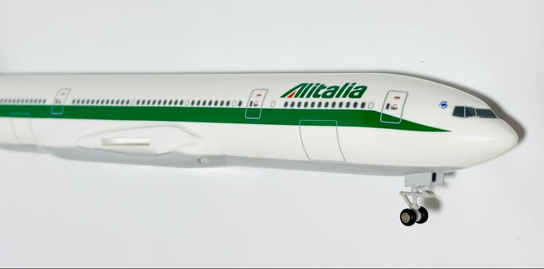 SKYMARKS 1/200 B777-200 Alitaliaアリタリア航空