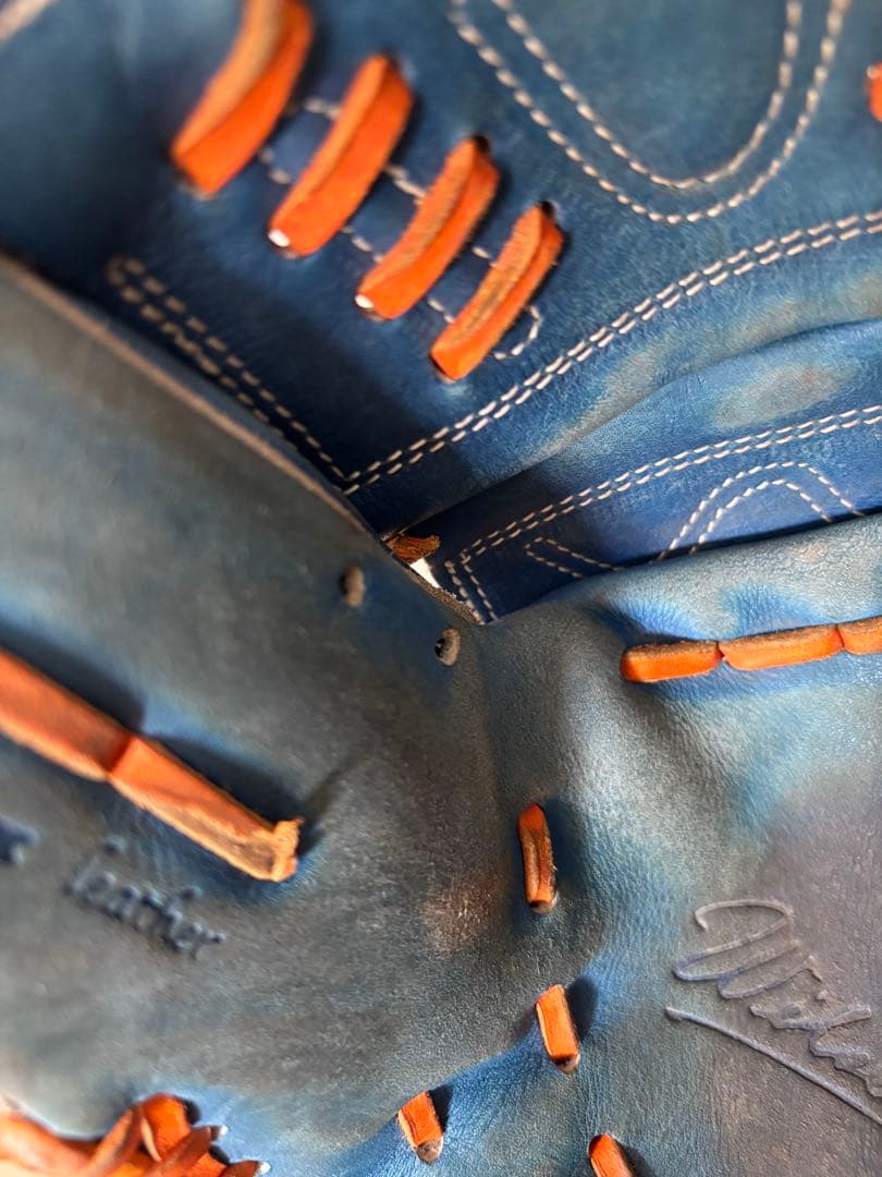 硬式グローブ 青 本革