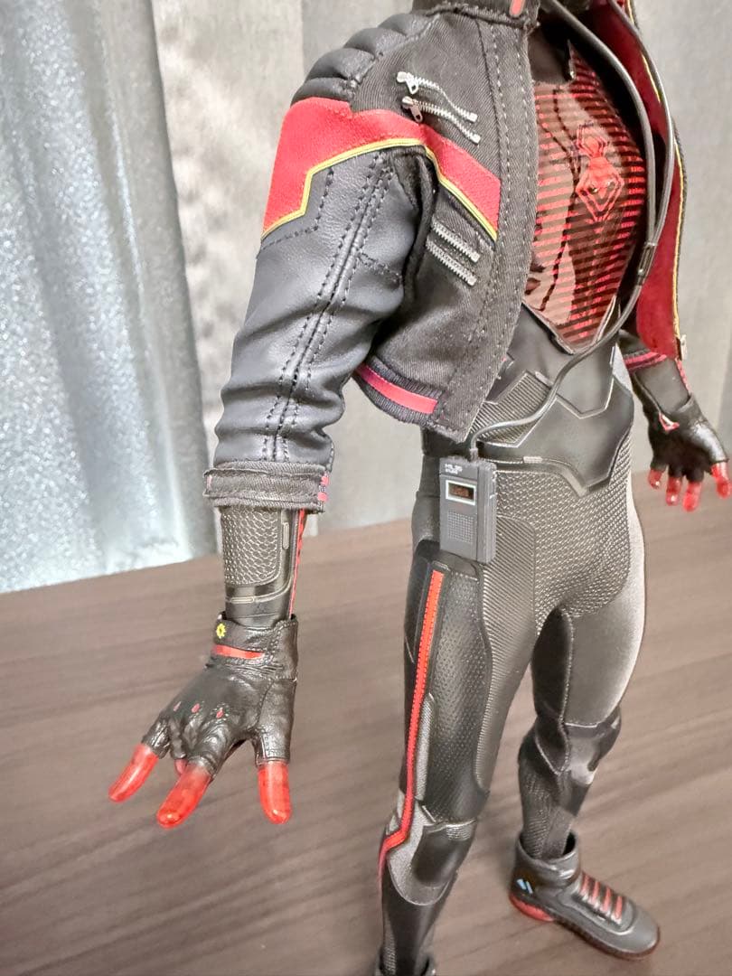 ホットトイズ マイルス・モラレス スパイダーマン ２０２０スーツ版 中古品