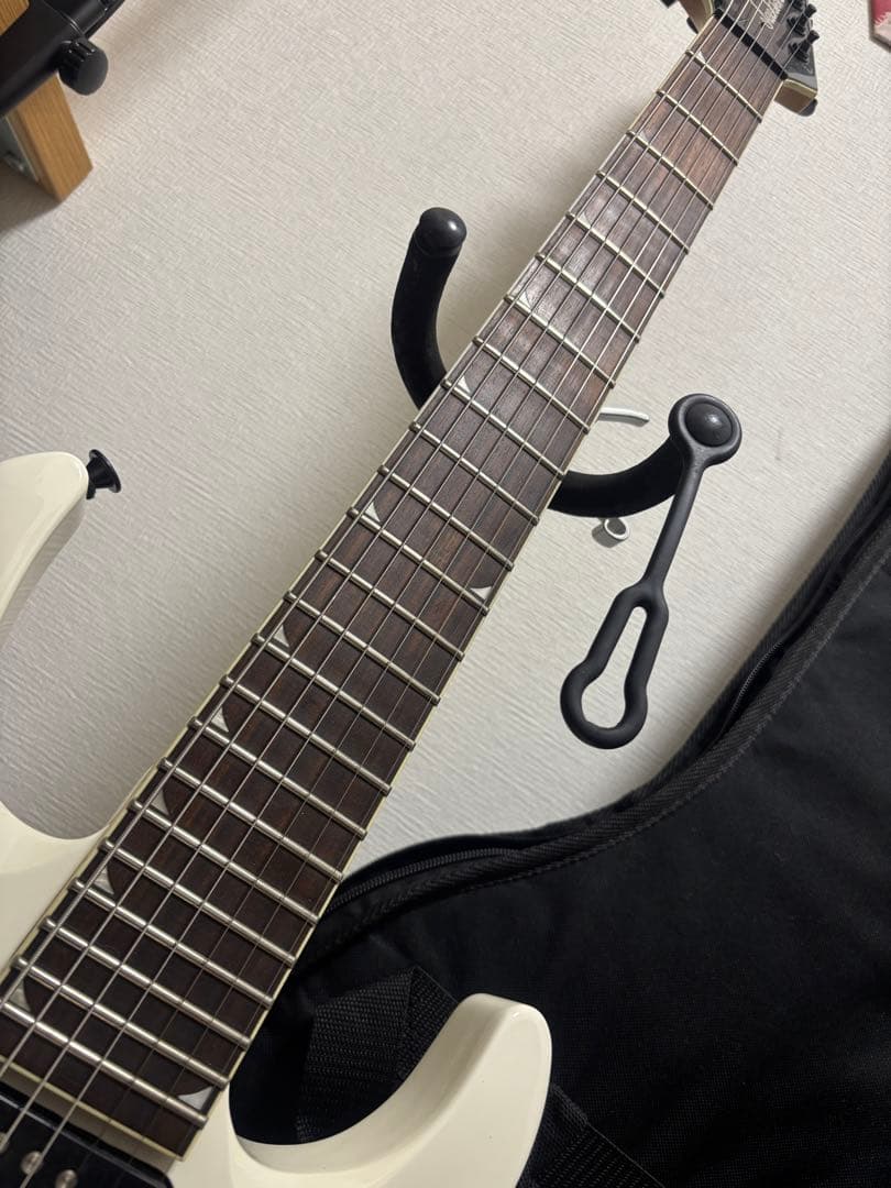 Jackson JS32-7 White 純正ソフトケース付き