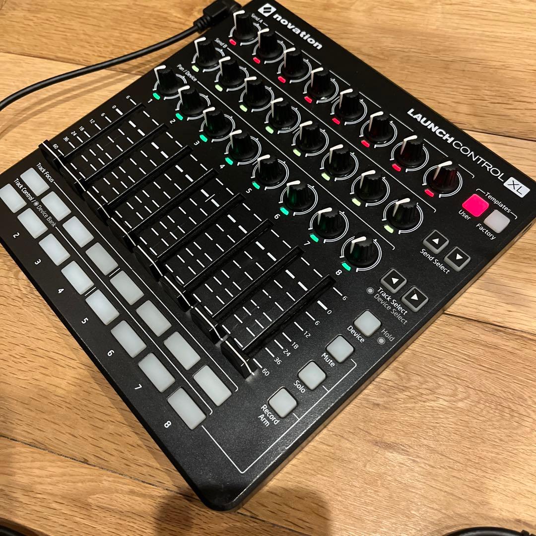 NOVATION MIDIコントローラーLaunchControl XL MK2