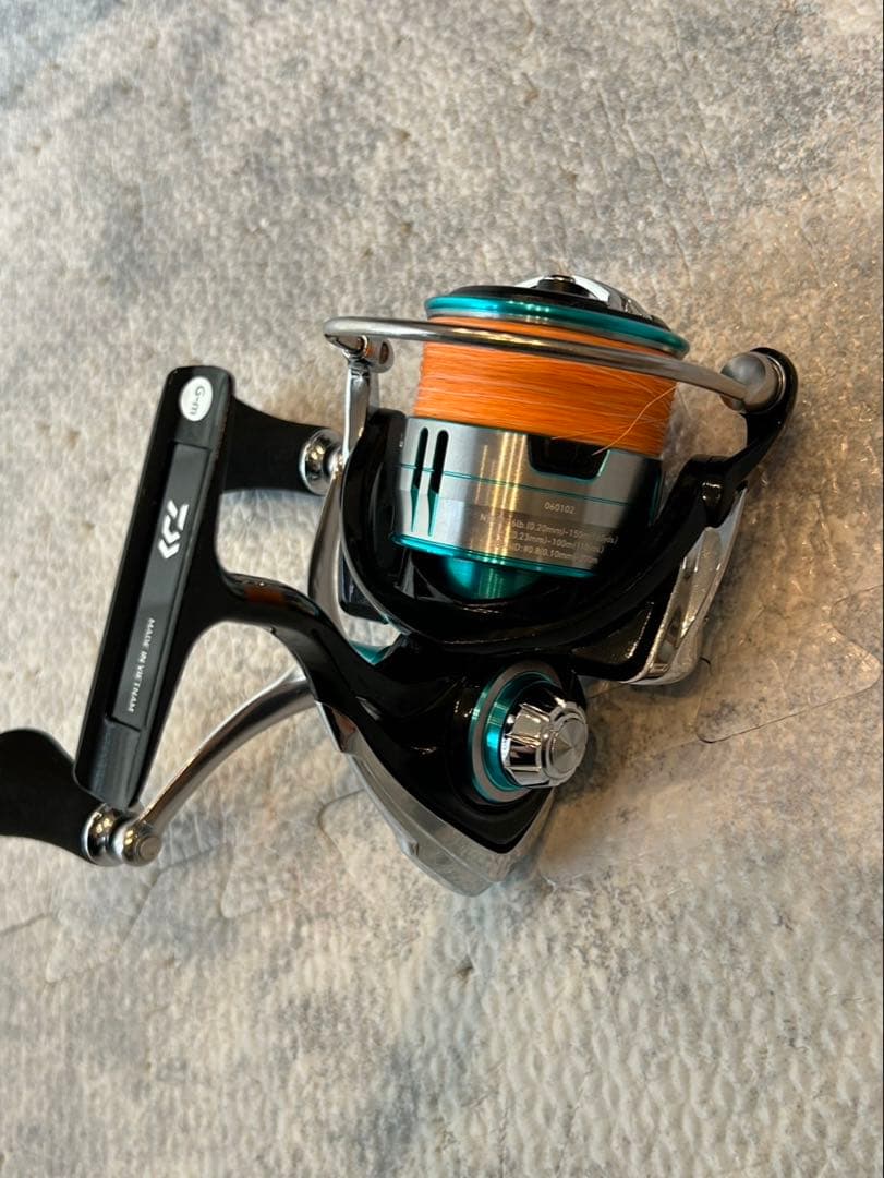 DAIWA LT3000S-C-DH スピニングリール