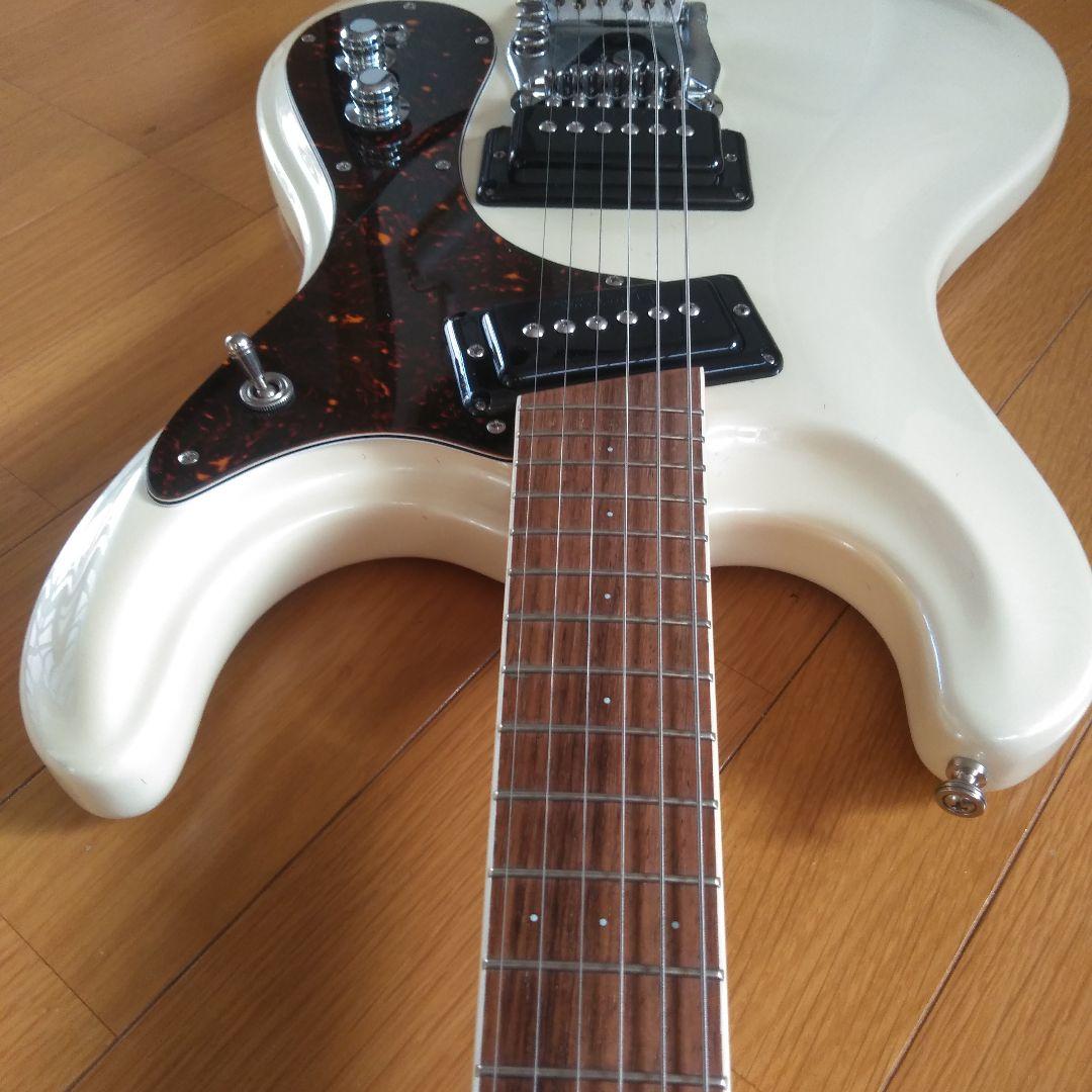 1965年エレキの若大将で登場したWhite Mosrite モズライト