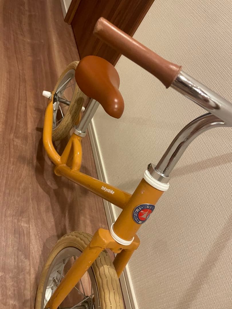 Tokyo bike オレンジ バランスバイク キックバイク
