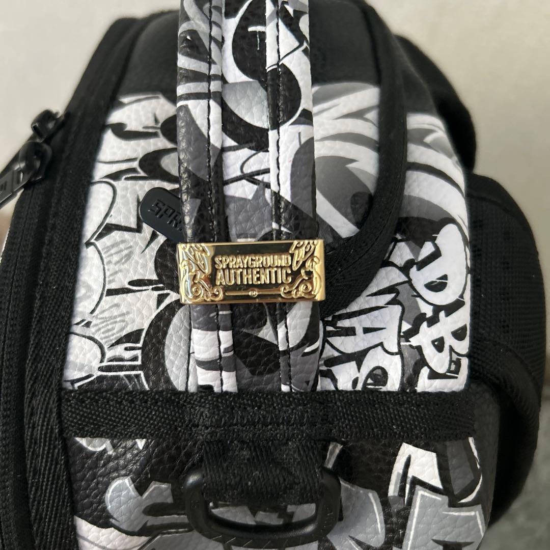 【美品】SPRAYGROUND ハーフデザイン バックパック ブラック×モノクロ