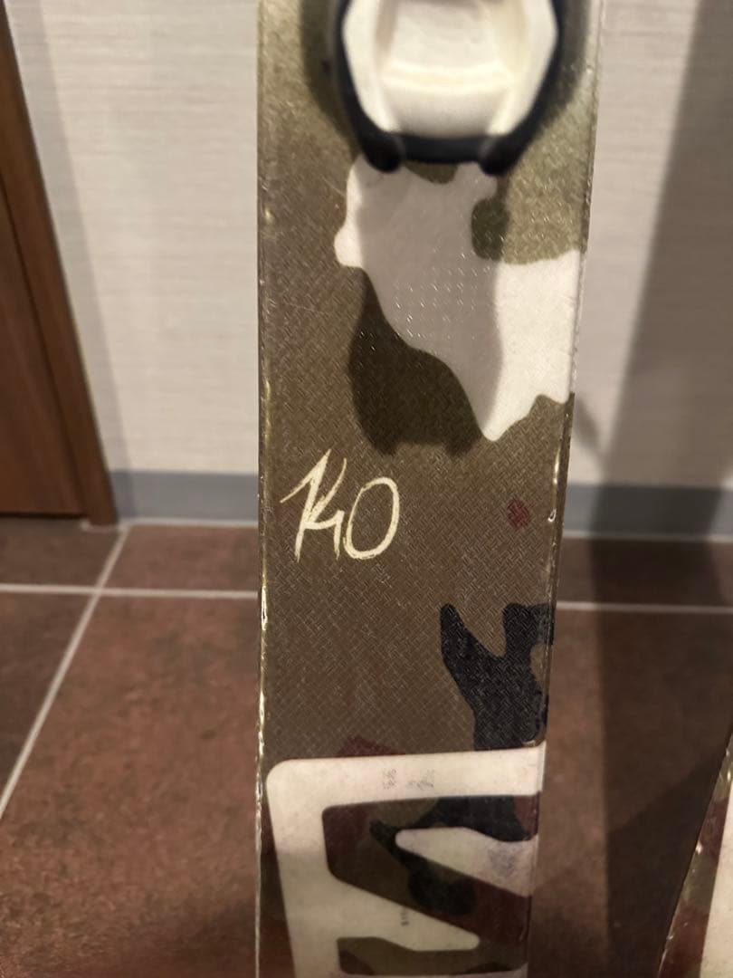 Salomon suspect 140cm スキービンディング