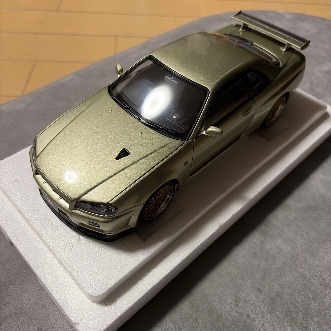 AUTOart 1/18 ニッサン スカイライン GT-R (R34)