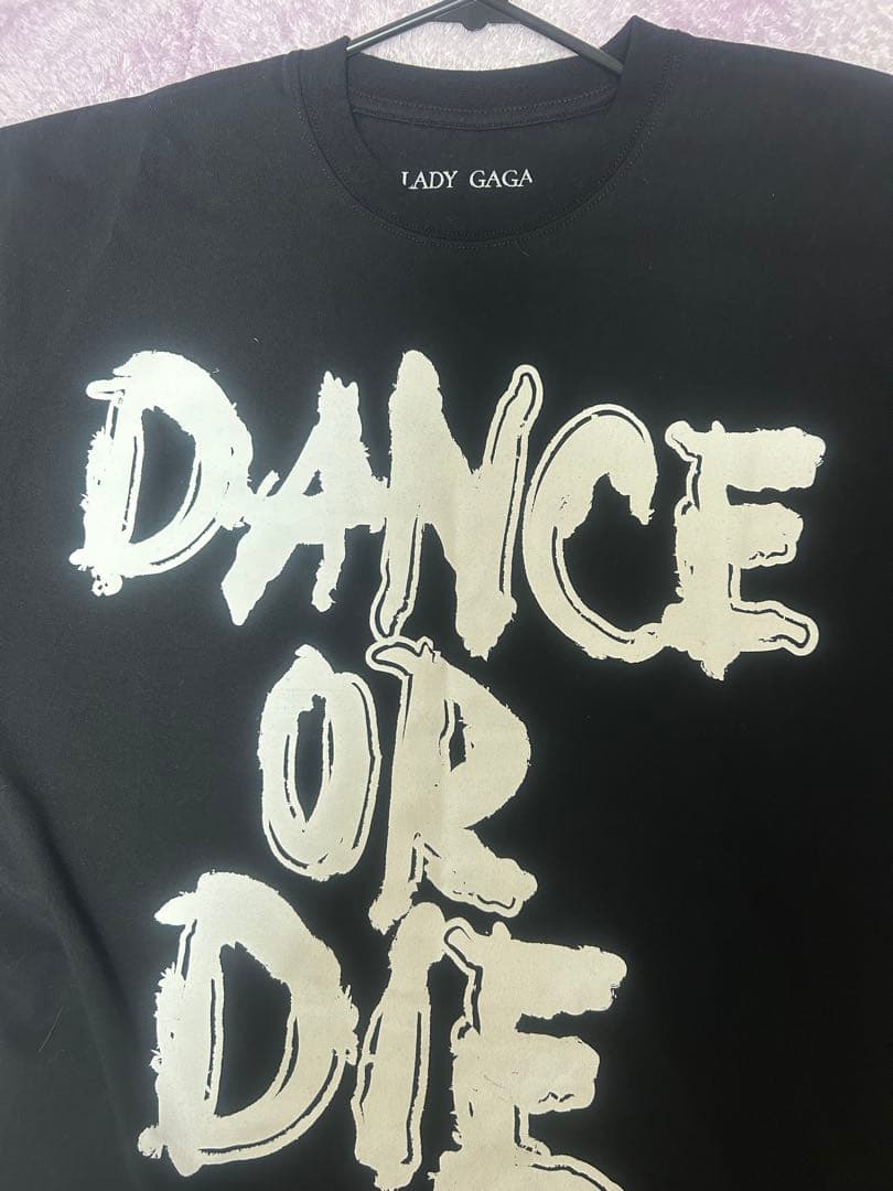 レディーガガ様の公式Tシャツ☆新品Lサイズ「DANCE OR DIE」☆
