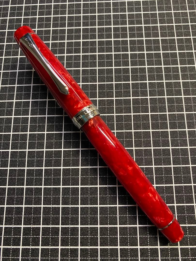PILOT CUSTOM LEGANCE Red 万年筆　字幅F
