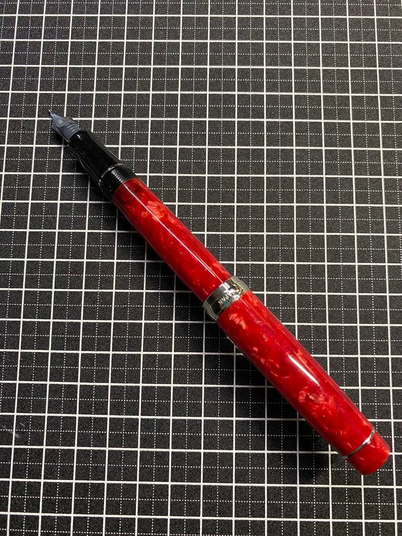 PILOT CUSTOM LEGANCE Red 万年筆　字幅F