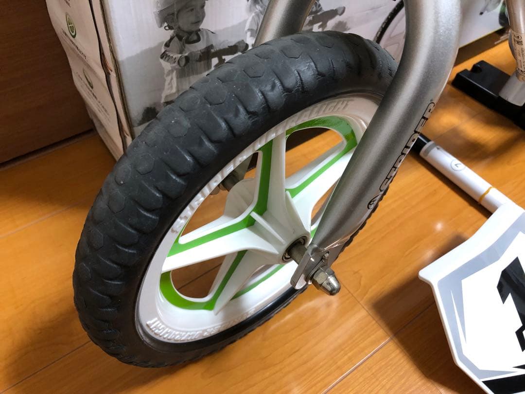 美品★ストライダー プロSTRIDER PRO シルバー　純正スタンド付き