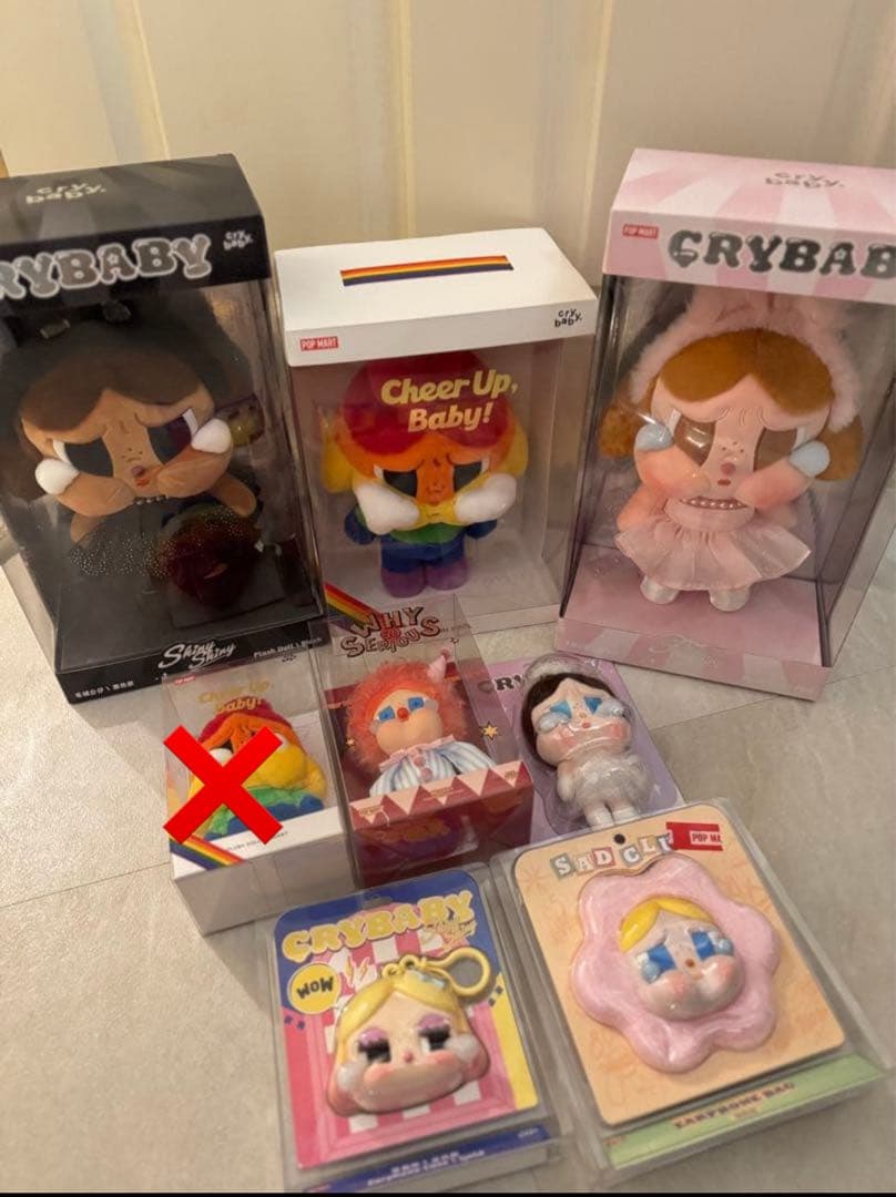 CRYBABY SHINY SHINY ピンクとブラック2個セットと、他まとめ
