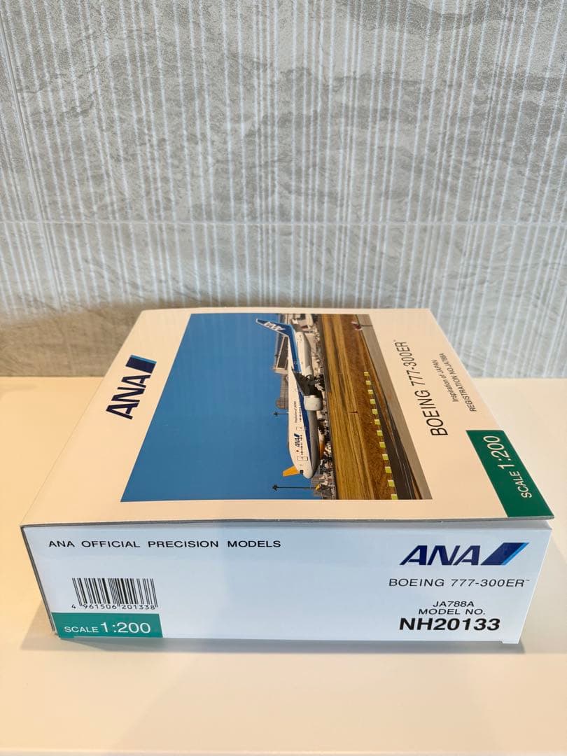 【新品未開封】全日空商事 1/200 ANA B777-300ER JA788A