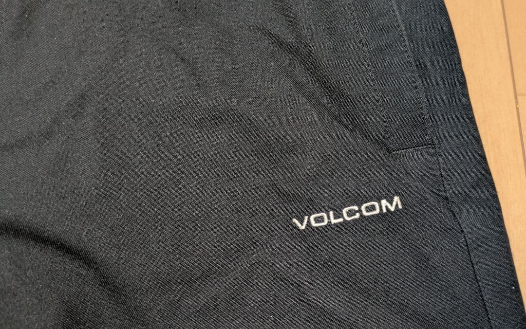volcom スノーボードウェア　ゴアテックス　ボルコム