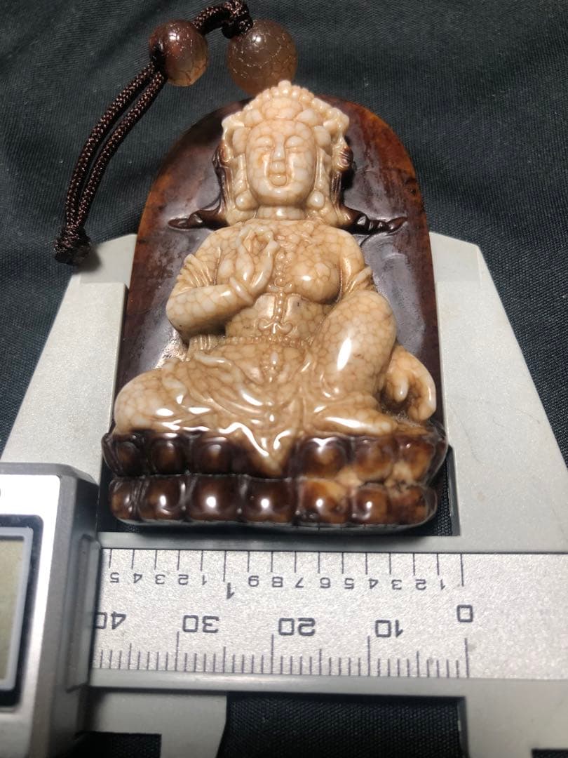 おさる、台湾彫刻天珠‼️西蔵老礦龍紋彫刻タラー女神（ターラー、多羅菩薩）天珠
