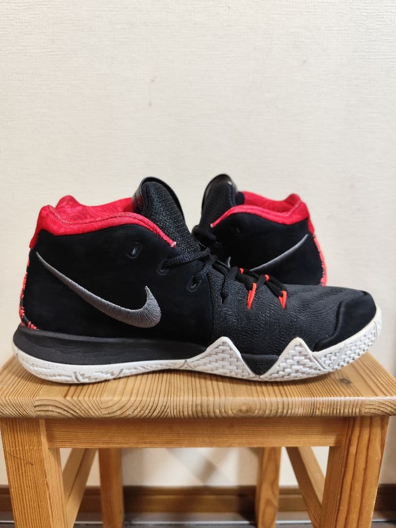 Nike Kyrie4 ナイキ カイリー4　27.5cm　カイリー・アービング