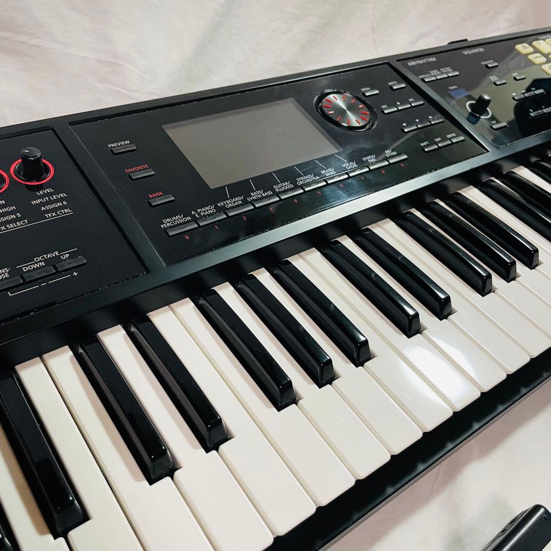 Roland FA-06 ローランド　Music Workstation