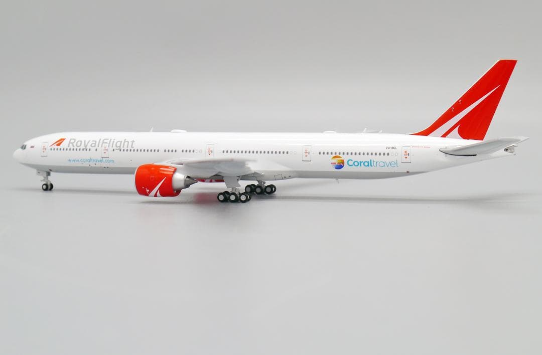ロイヤルフライト 777-300ER VQ-BGL 1/400