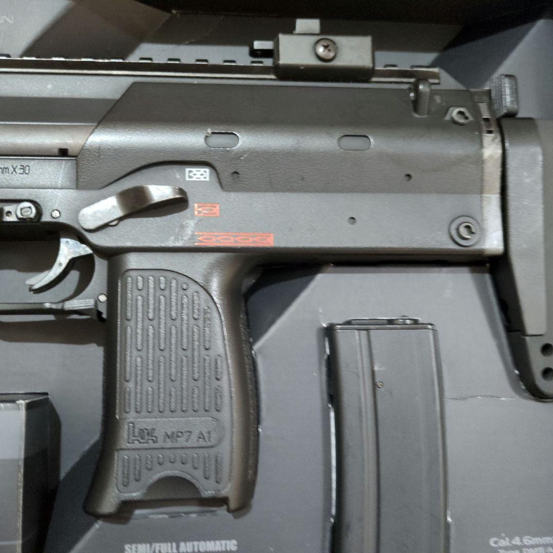 MP7A1 電動コンパクトマシンガン　東京マルイ