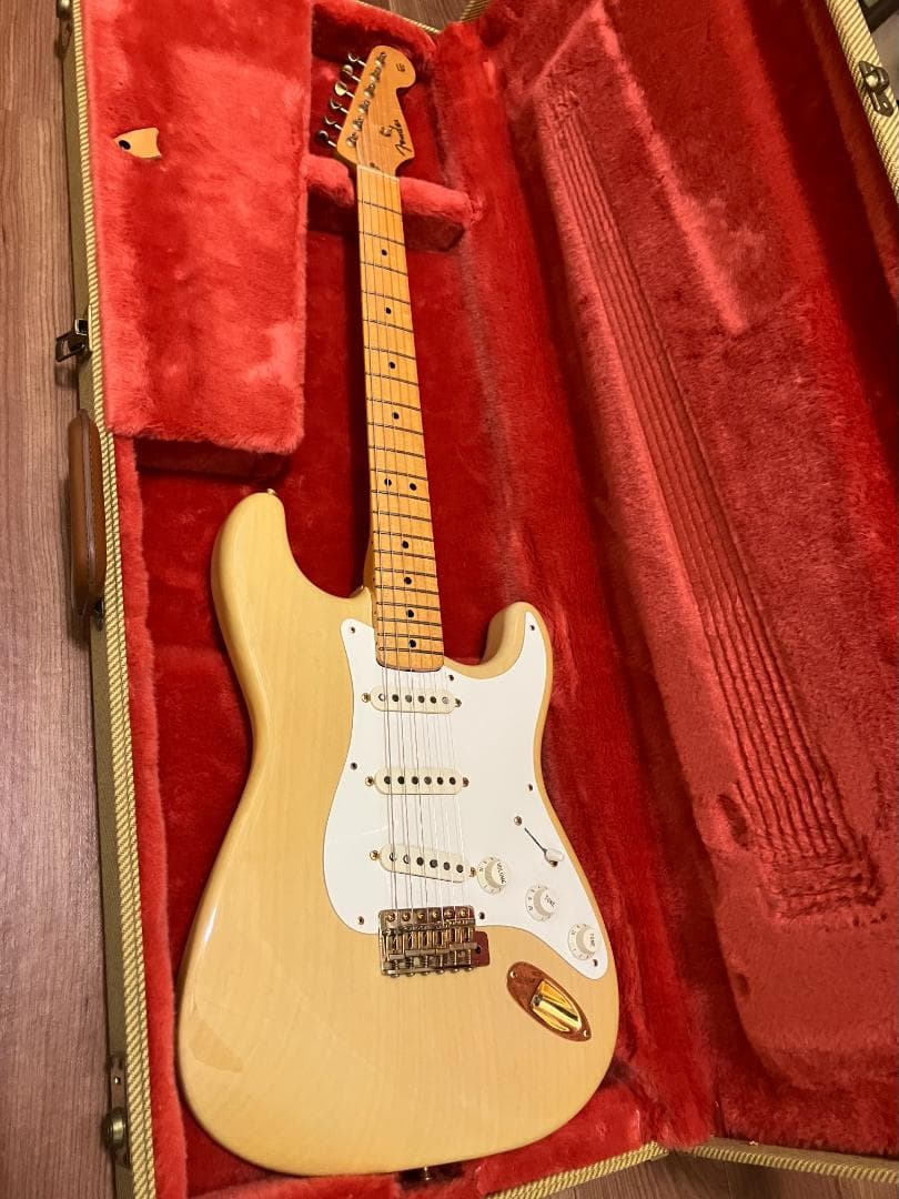 Fender custom shop Stratocaster 旧ロゴ
