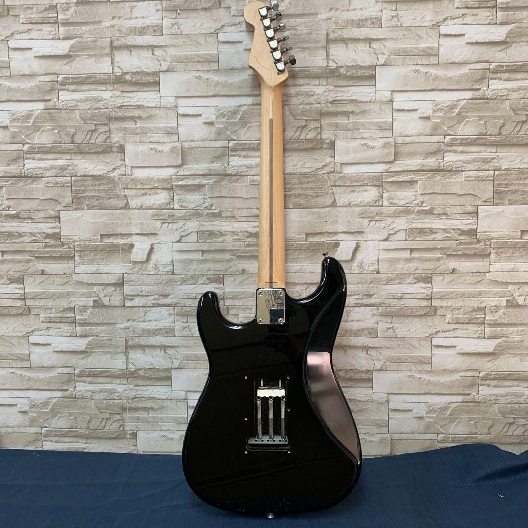 Fender stratocaster フェンダー　エレキ