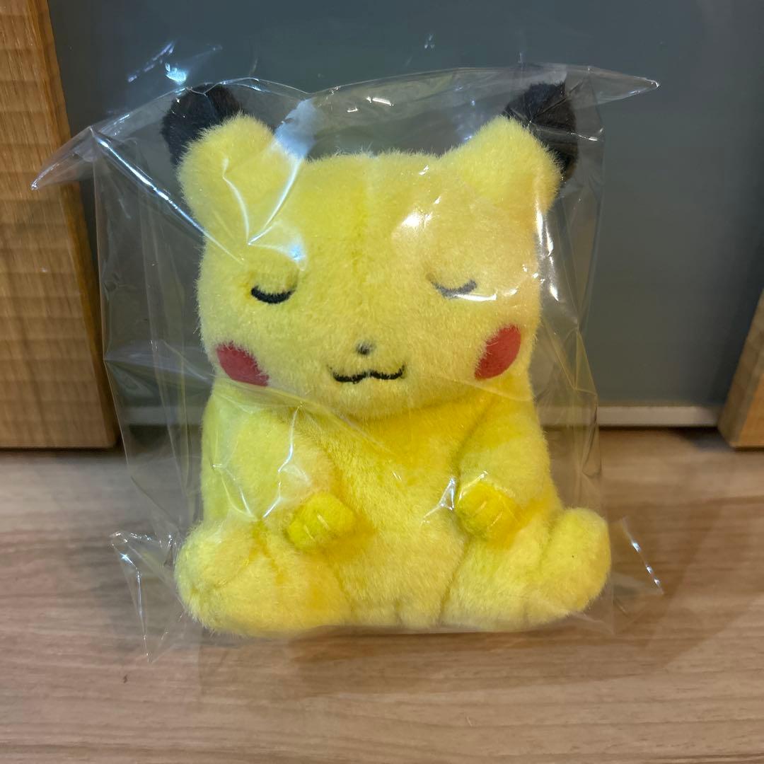ポケモン ぬいぐるみ おやすみ　ピカチュウ　初期　ポケモン　TOMY