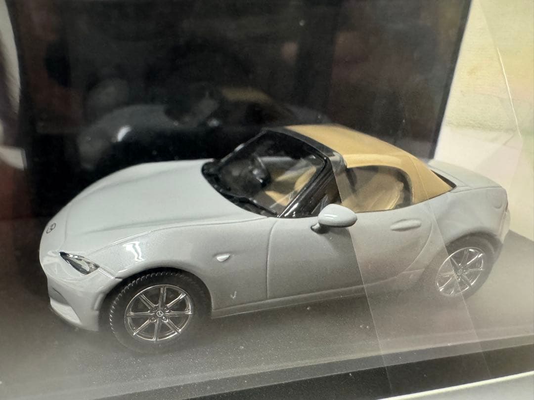 MAZDA ROADSTER モデルカー1/43