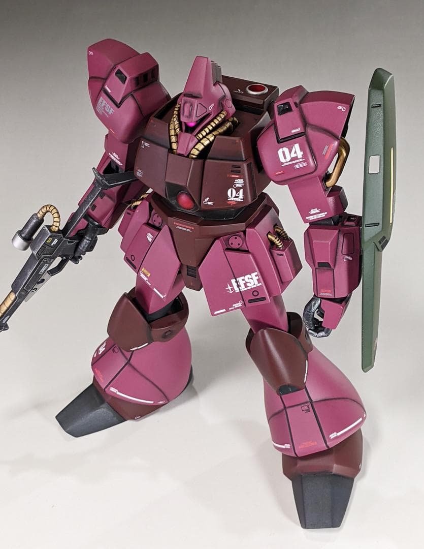 プラモデル　1/100 ガルバルディβ（機動戦士Zガンダム）組立塗装済