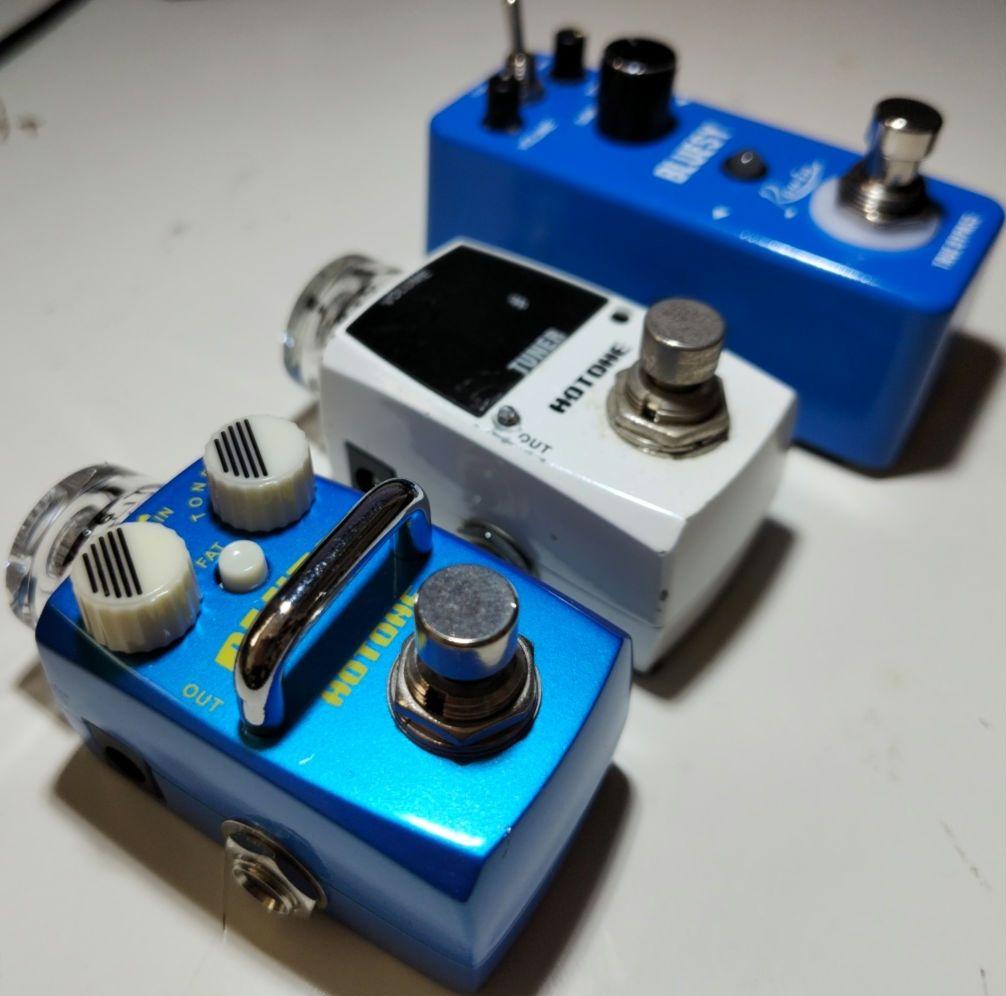 HOTONE BLUES TUNER Rowin Bluesy付き
