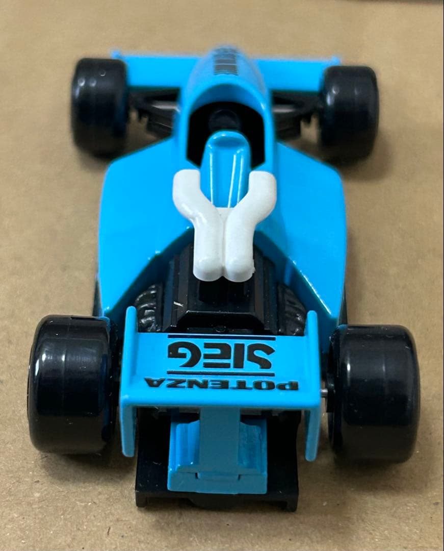 トミカ F3000 LEYTON HOUSE 15