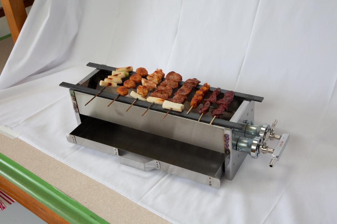 売れてます ♪ やきとり 焼器台 串焼き キャンピングカー 模擬店 文化学園祭り