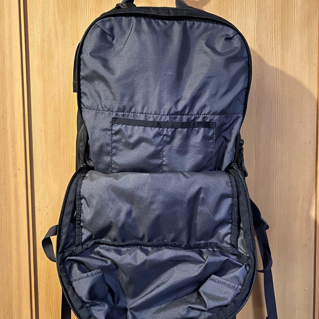 DAKINE MISSION PRO 25L バックパック