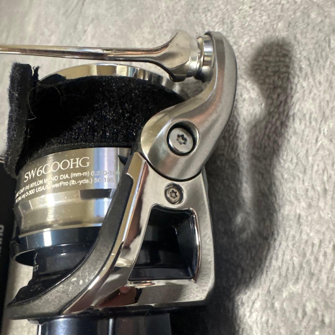 美品　SHIMANO 21TWIN POWER SW6000HG